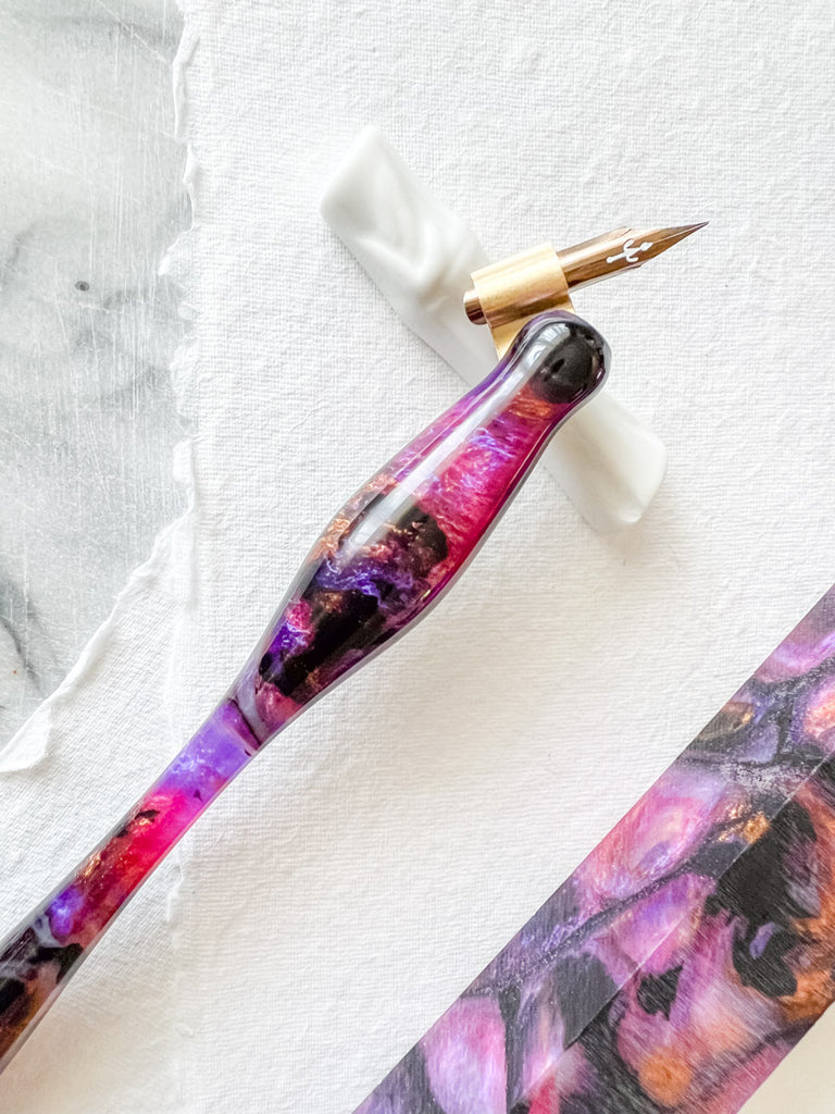 Handmade Oblique Calligraphy Pen by Kestrel Montes of inkmethis – INKMETHIS