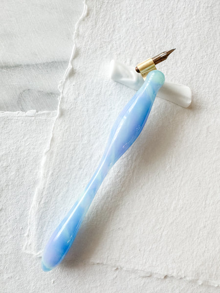 Handmade Oblique Calligraphy Pen by Kestrel Montes of inkmethis – INKMETHIS